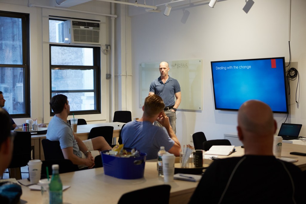 Plan, Execute, and Fail? The Impact of the Team Your Surround Yourself ...